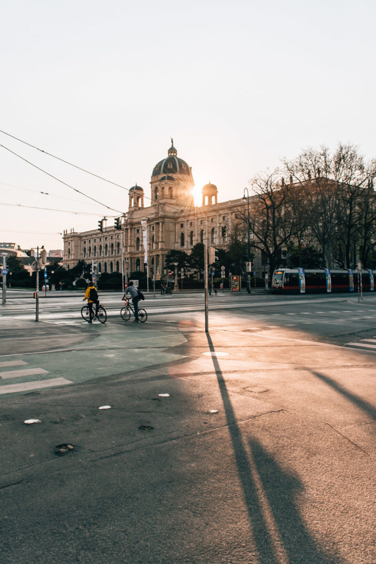 Vienna on a Budget: Saving Tips for a Cheap City Visit - Sommertage